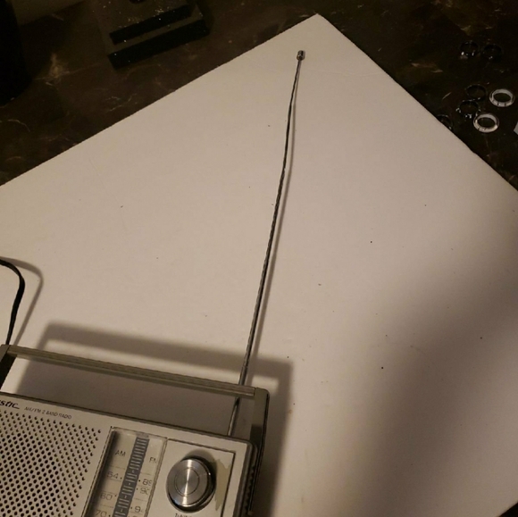 Radio Shack | Portable Audio & Video | Realistic Radio Shack Band Radio ...